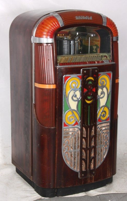 Rock-Ola Model 1422 Jukebox - 1946