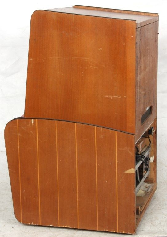 Bimbo Baby Automaton Arcade Machine