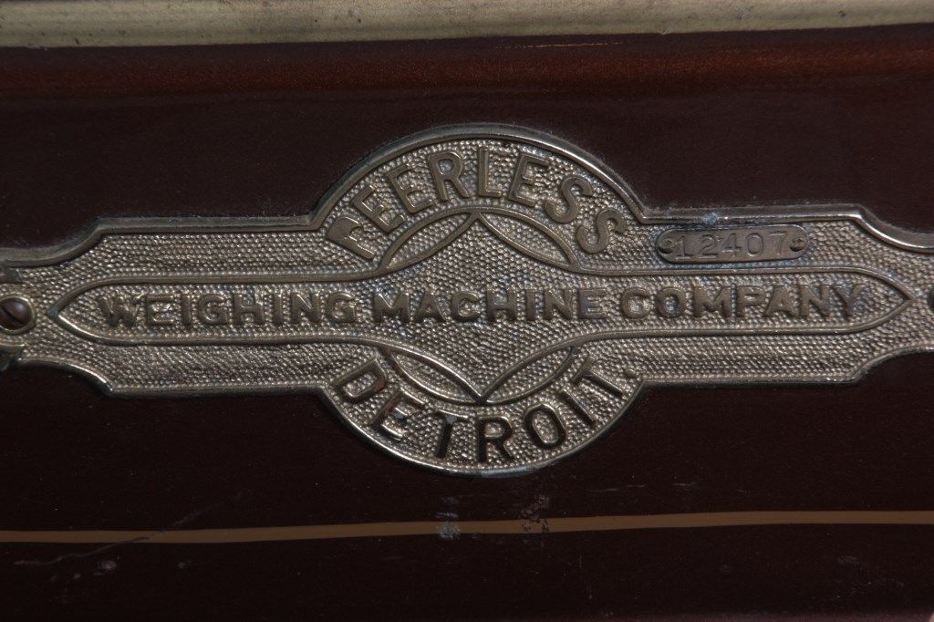 Peerless Lollipop Style Penny Arcade Scale