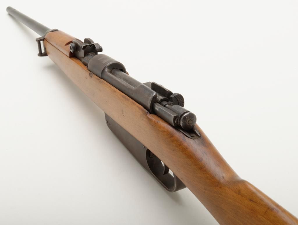 Carcano bolt action training rifle, 6.5mm cal., blue finish, wood stock ...