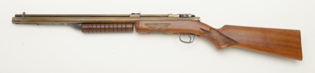 Lot consisting of 6 BB and pellet guns as follows; Daisy model 99 ...