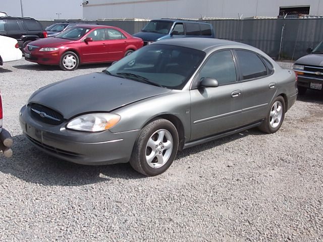 FORD TAURUS 2001 T-DONATION
