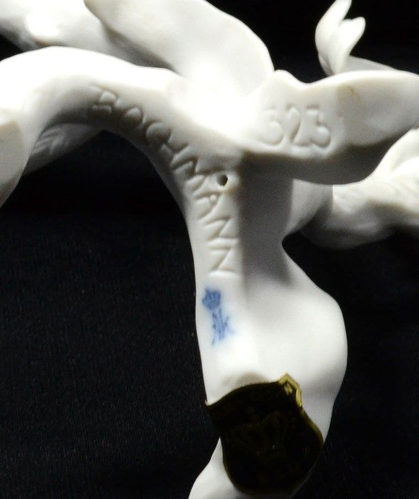 Kaiser Porcelain Hummingbird Figurine