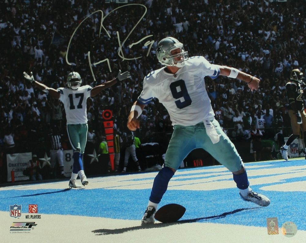 Tony Romo Signed Cowboys 16x20 Photo (GTSM)
