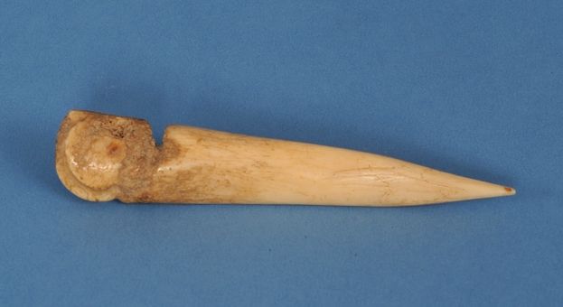 Ancient Deer Bone Basket Maker's Awl 4 1/2" H. Good Condition