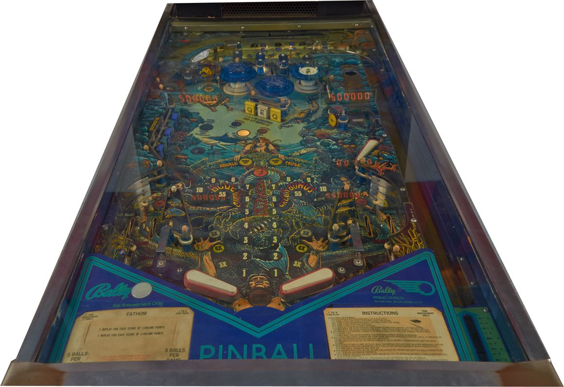 25 Cent Bally Fathom Pinball Floor Arcade Machine