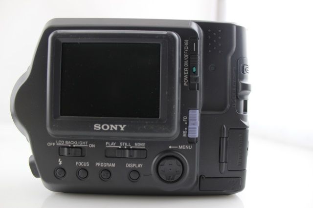 Sony MVC-FD200 FD Mavica digital camera