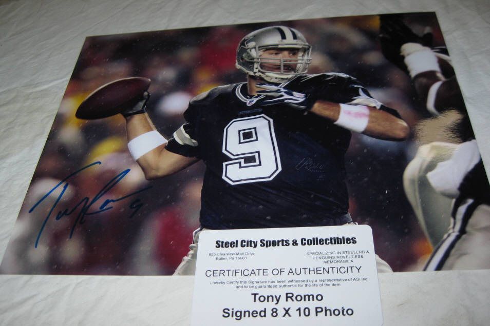 Tony Romo Signed 8"x10"
