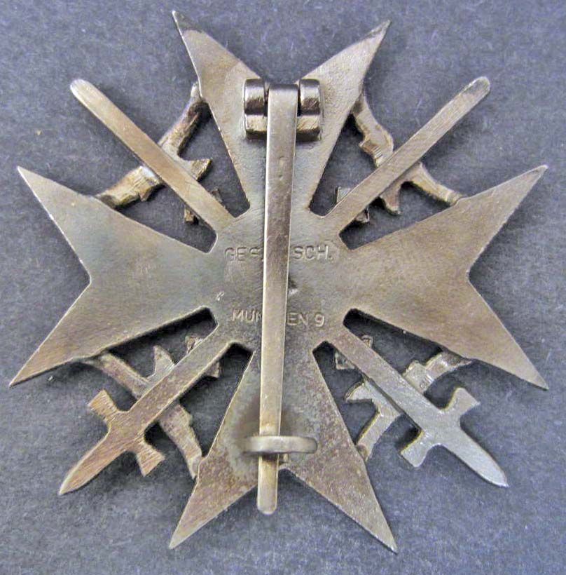 GERMAN NAZI SPANISH CROSS BADGE