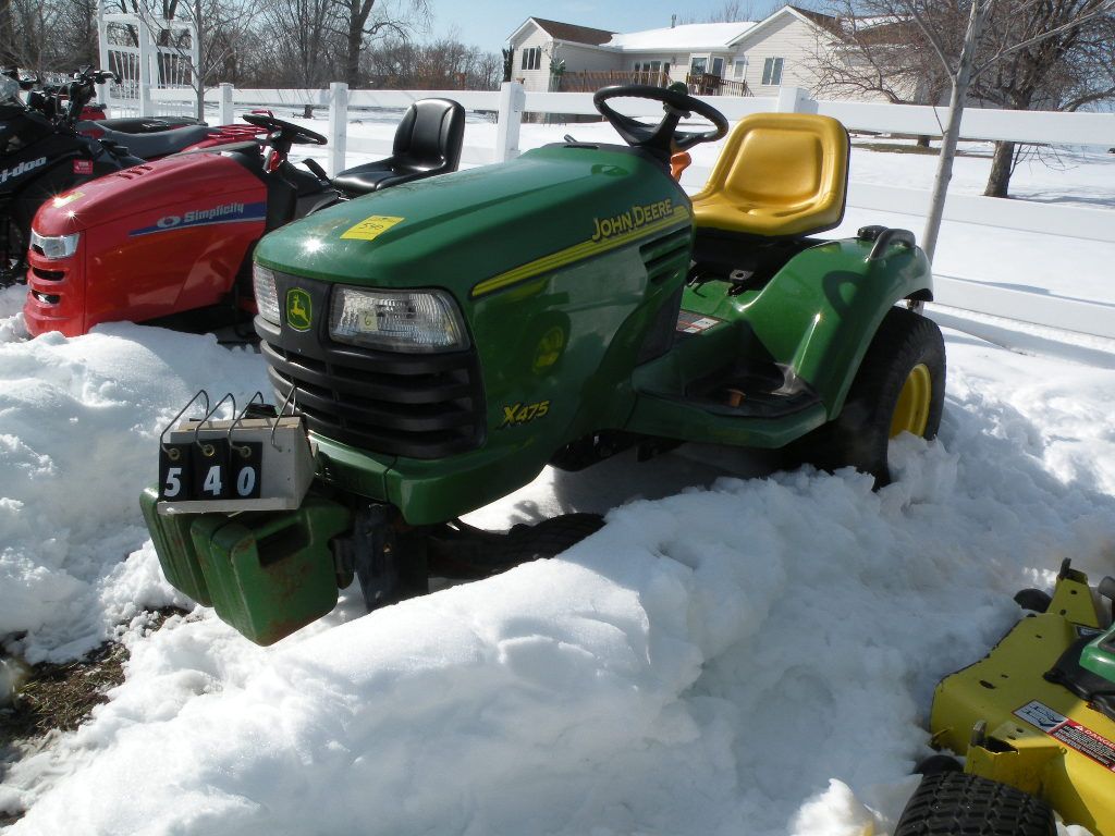 John Deere X475 w/54" deck, 3 pt weights SN-M0X475A012188