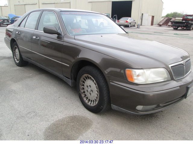 1996 - INFINITI Q45