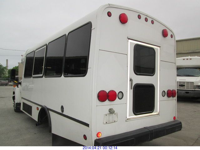 2006 - CHEVROLET SHUTTLE BUS