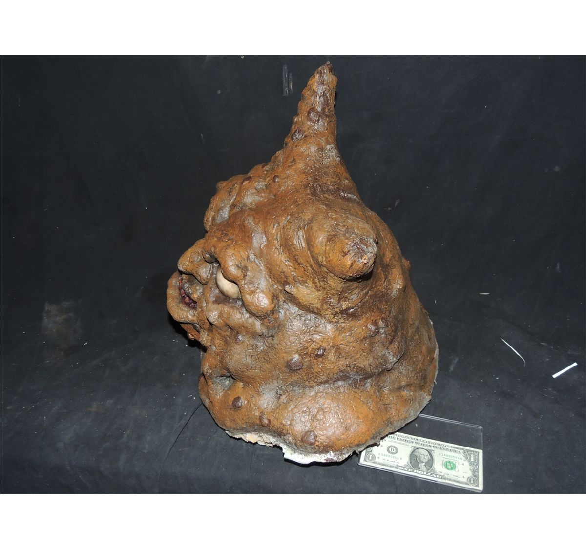 DOGMA SHIT POOP MONSTER SCREEN USED CREATURE HEAD