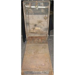 Vintage US Military Portable Scale. HOWE Scale.