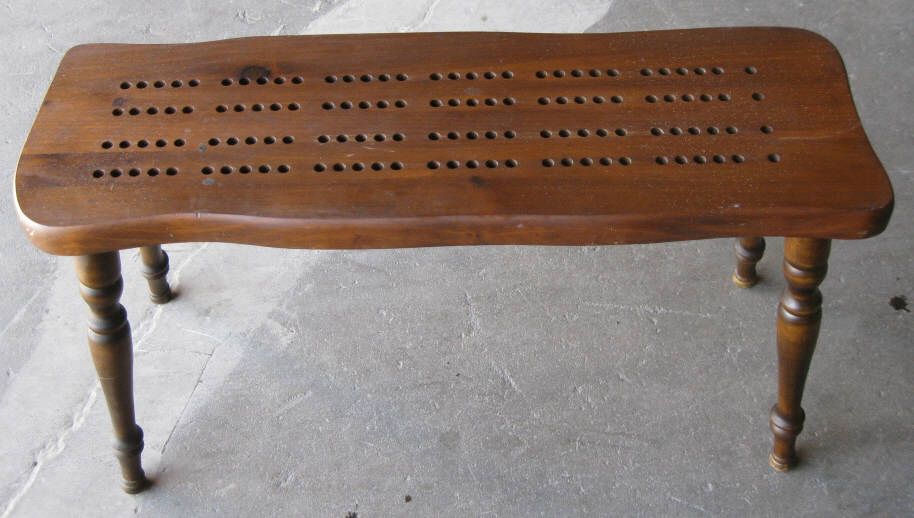 Wooden Cribbage Bench