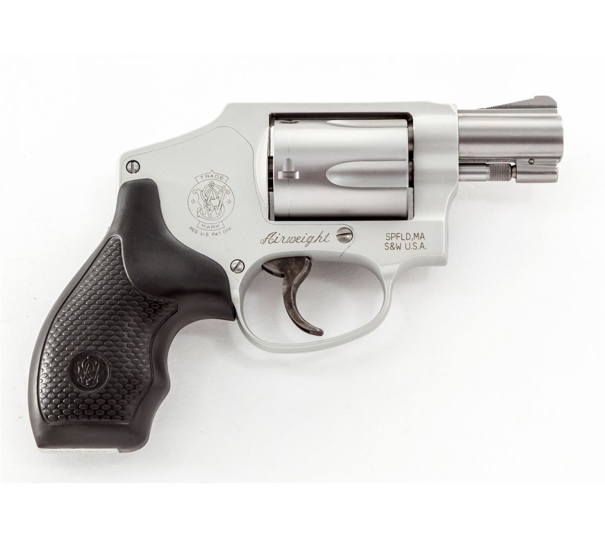 S&W Model 642 (Airweight) DA Revolver
