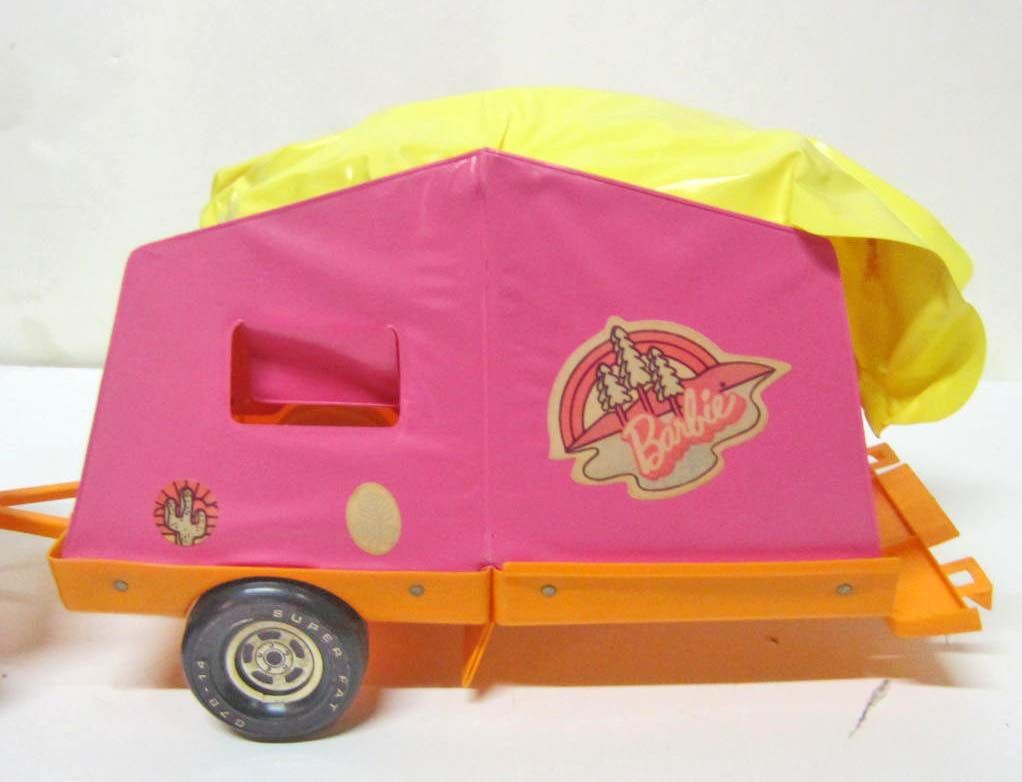 VINTAGE 1972 MATTEL BARBIE DUNE BUGGY & POP-UP CAMPER