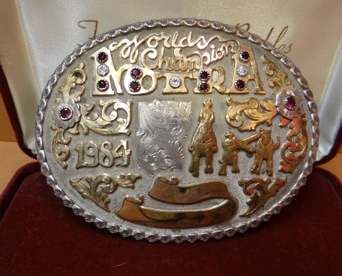 Benny Reynolds trophy belt buckle: 1984 World's Champion Steer Wrestler ...