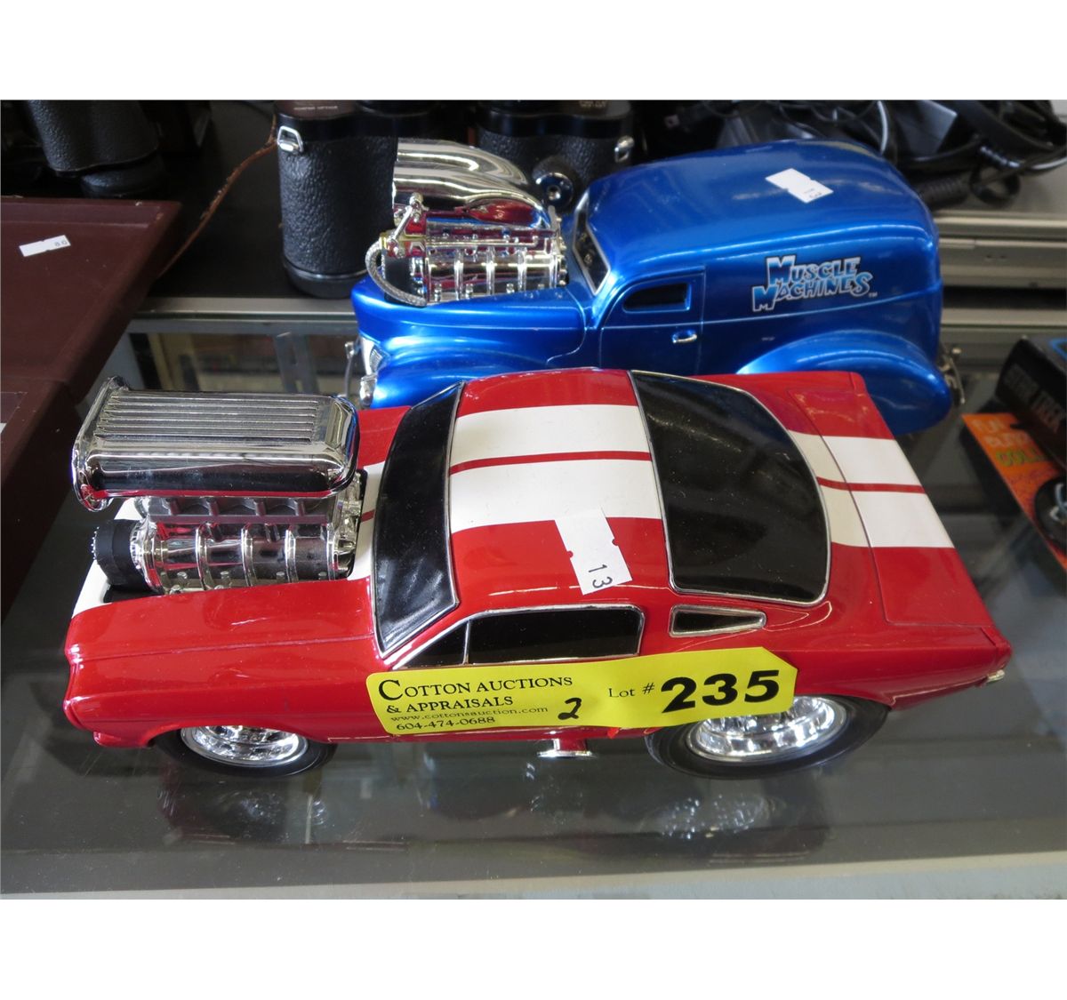 2 Muscle Machines model Ford cars