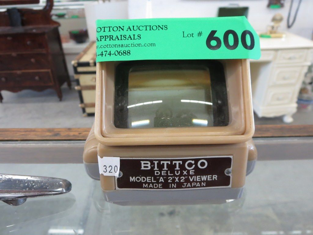 Vintage deluxe slide viewer