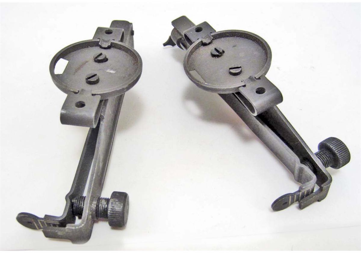 LOT OF 2 US VIETNAM ERA ARMY M15 GRENADE LAUNCHER SIGHTS