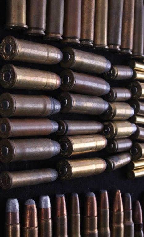 Vintage & Antique Ammo Collection 125 bullets Thes