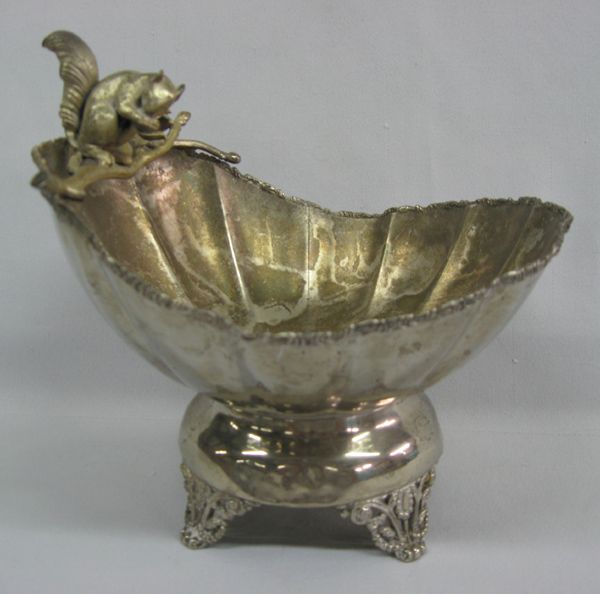 Antique Knickerbocker Silver Co. Nut Bowl