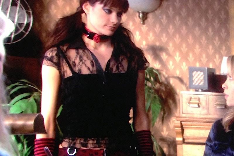 Blood Ties (TV) - Coreen's Choker (Gina Holden)