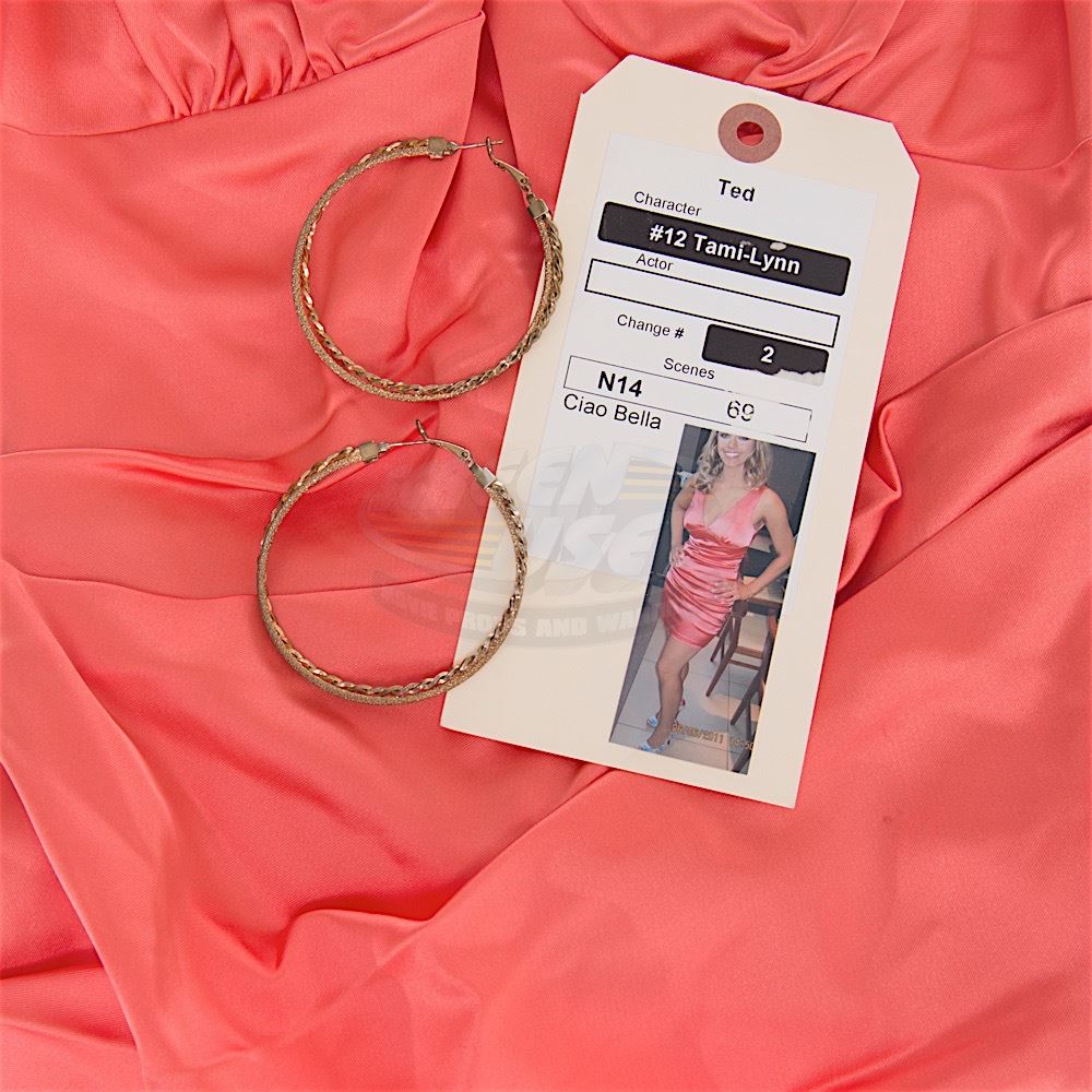 Ted - Tami-Lynn's Outfit (Jessica Barth)