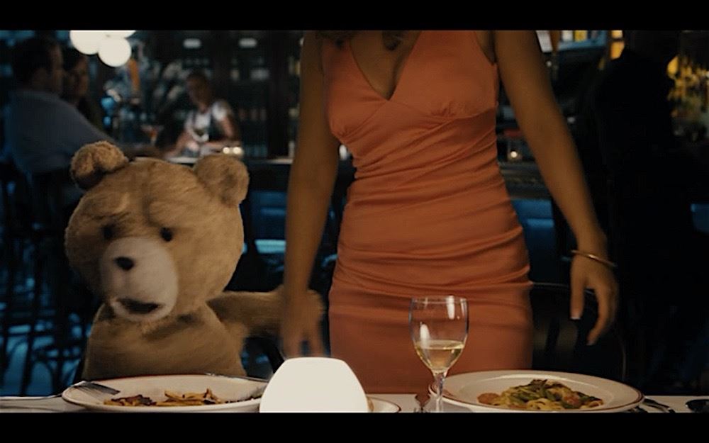 Ted - Tami-Lynn's Outfit (Jessica Barth)