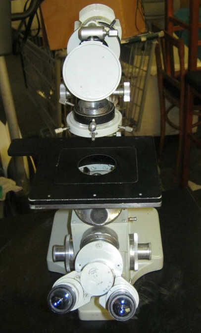Tiyoda Tokyo 7323 Microscope.