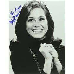 Mary Tyler Moore Signed 11x14 Photo (PA LOA)