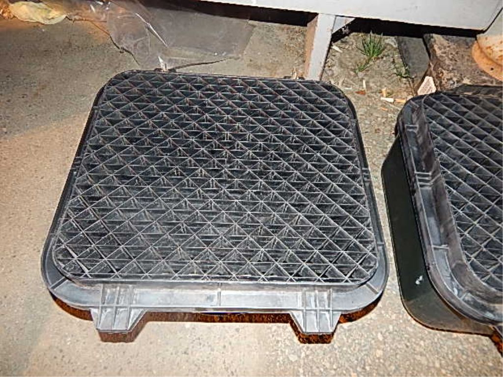 STREET LIGHT POWER BOX ? COVER - NEW