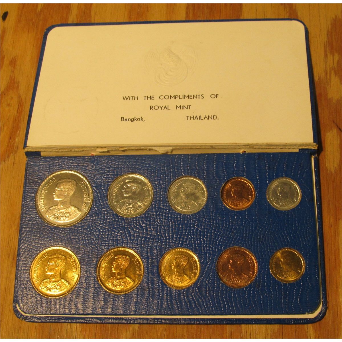 92. Thailand 1957 Mint set, 10 coins in special presentation case ...