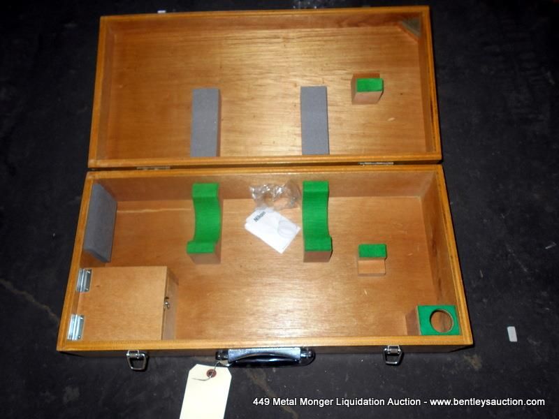 BOX: NIKON AUTO COLLIMATOR BULBS