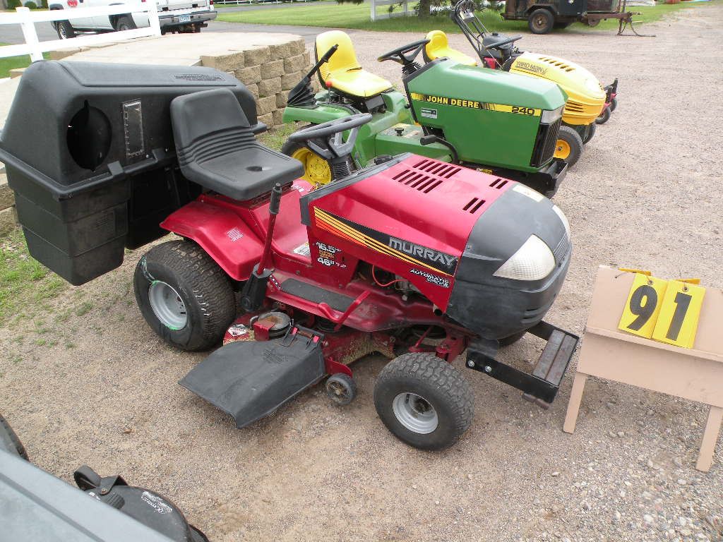Murray 16.5hp, 46" cut w/bagger & weights