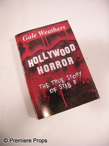 Scream 4 Gale Weathers-Riley (Courteney Cox) Book Prop