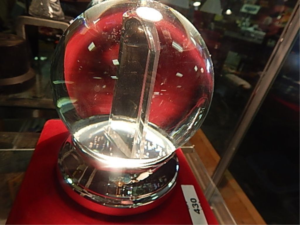 SNOW GLOBE PHOTO HOLDER