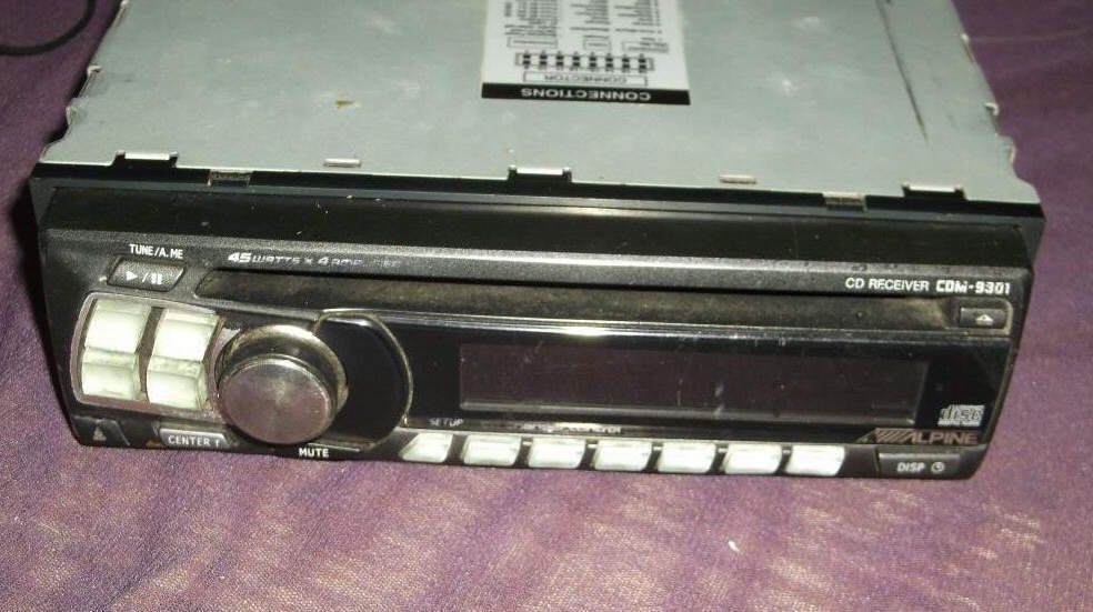 Alpine Fm/Am Compact Disc. Player