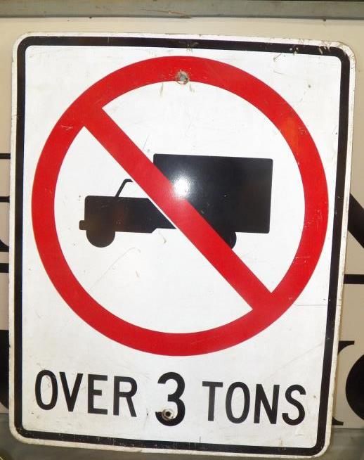 Alum Over 3 Tons Street Sign