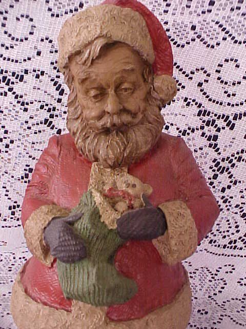 Tom Clark "Santa IV" 1987 crush walnut figurine
