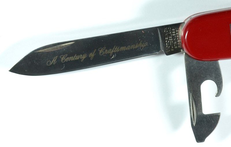 Victorinox Switzerland Stainless Rostfrei Red 5711 Swiss Army Knife.