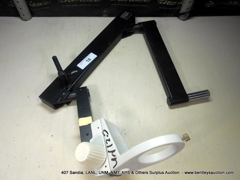 LEICA 312610 MICROSCOPE STAND