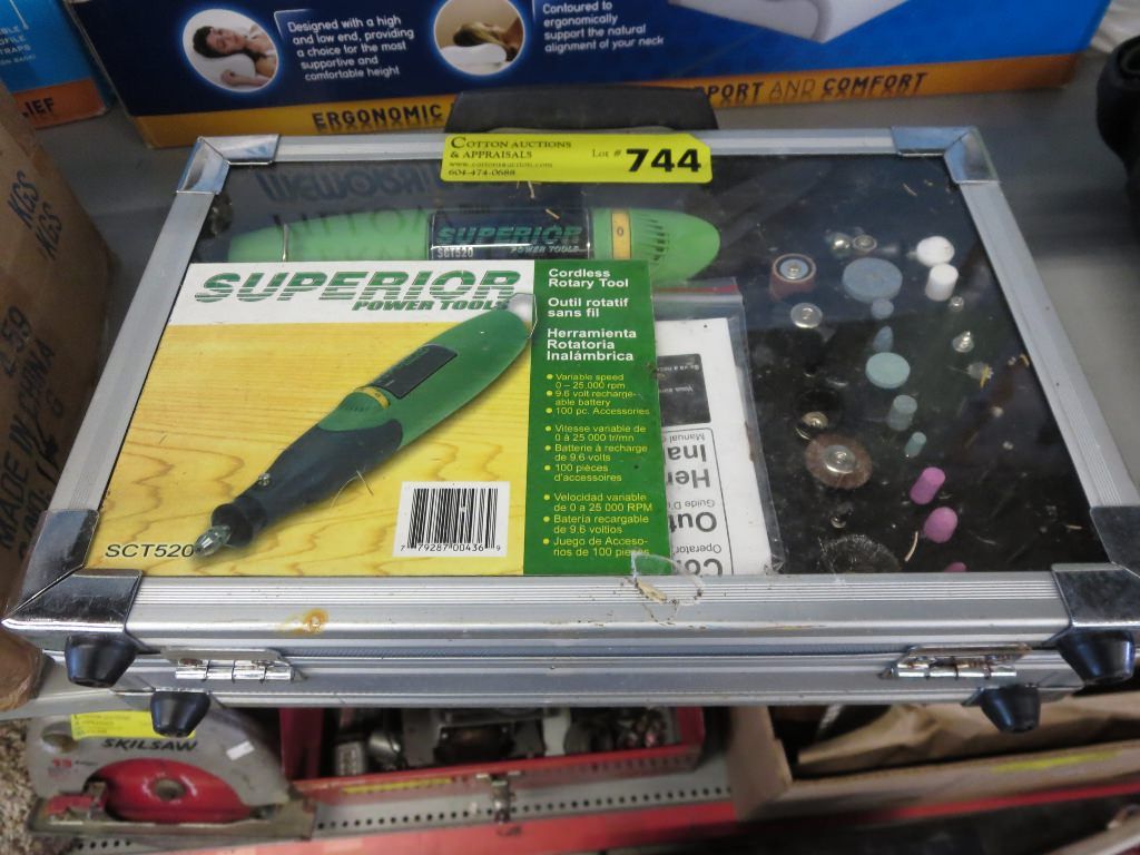 Cordless rotary tool in case