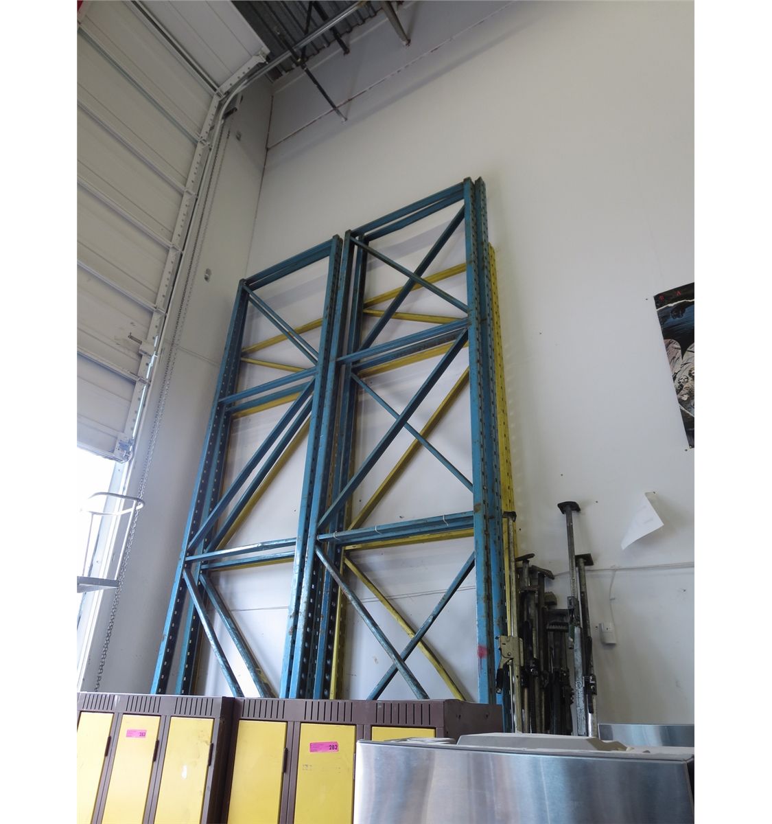 Pallet racking 15' 6" - yellow