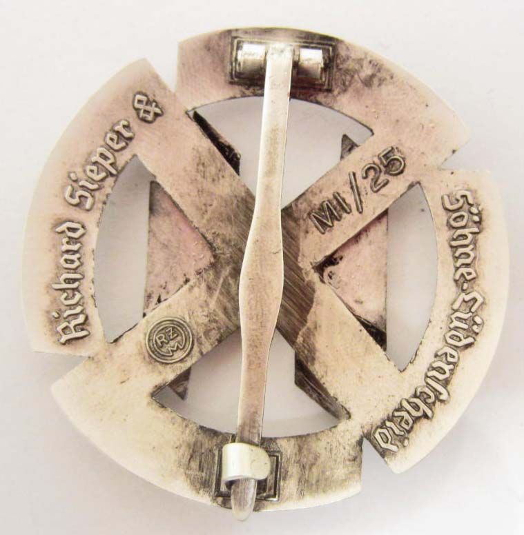 CASED GERMAN NAZI WAFFEN SS SILVER SPORTS PROFICIENCY RUNIC BADGE