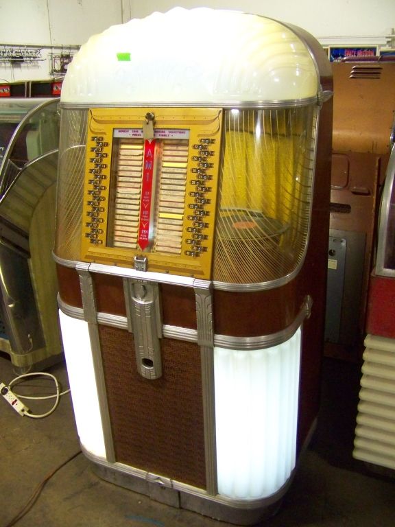 1947 AMI MODEL B JUKEBOX 78 RPM ANTIQUE