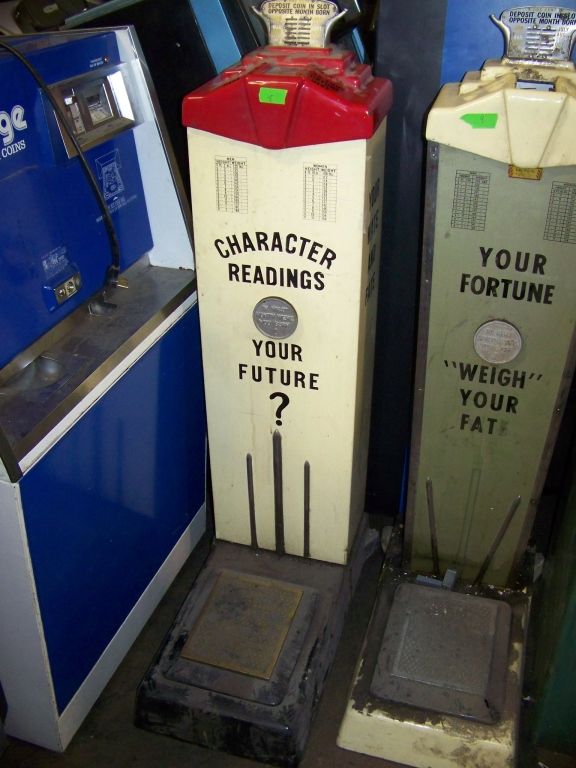 AMERICAN FORTUNE TELLER ANTIQUE PENNY SCALE