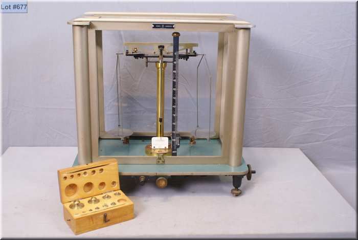 Fischer Scientific scale with wooden box of weight