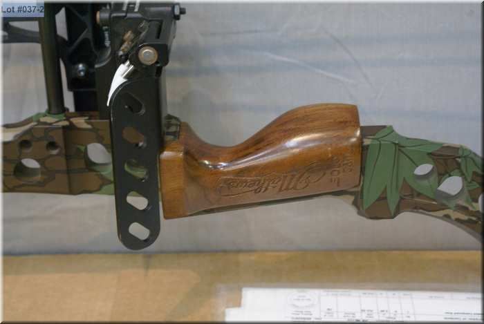 Matthews Limb Saver Solo Cam Compound Bow 70 Lb Pull , 29" draw length ...